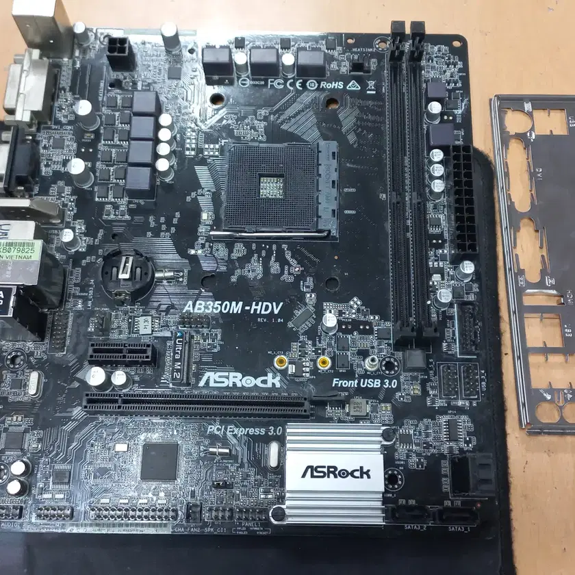 I'm selling an ASRock AB350M-HDV motherboard. #am4,#ab350m,#asrock on ...
