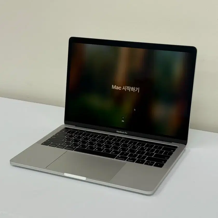 Apple MacBook Pro 13-inch i5 16GB Touch Bar Laptop #애플,#맥북,#고사양,#컴퓨터 ...