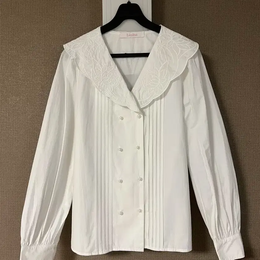 Lenina ETHAN Sailor kara Pin-tuck lace blouse Pearl on Bunjang Global Site.