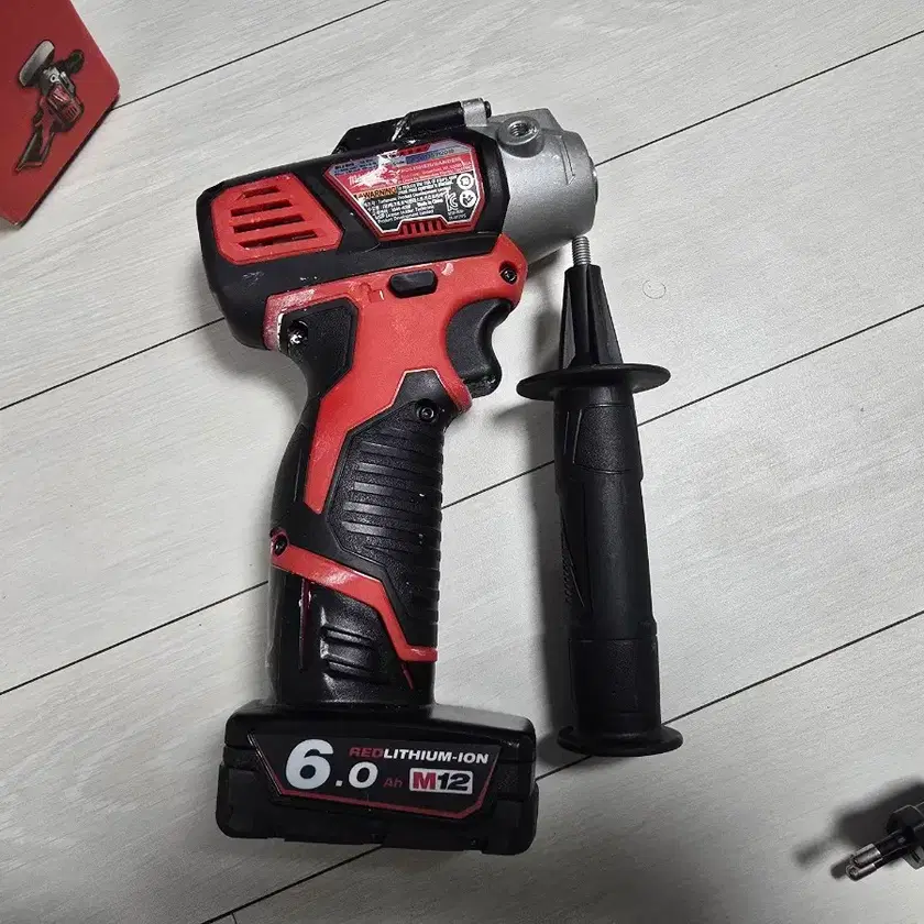 MILWAUKEE | 밀워키 Milwaukee M12 sanding machine (polisher, polisher) on ...