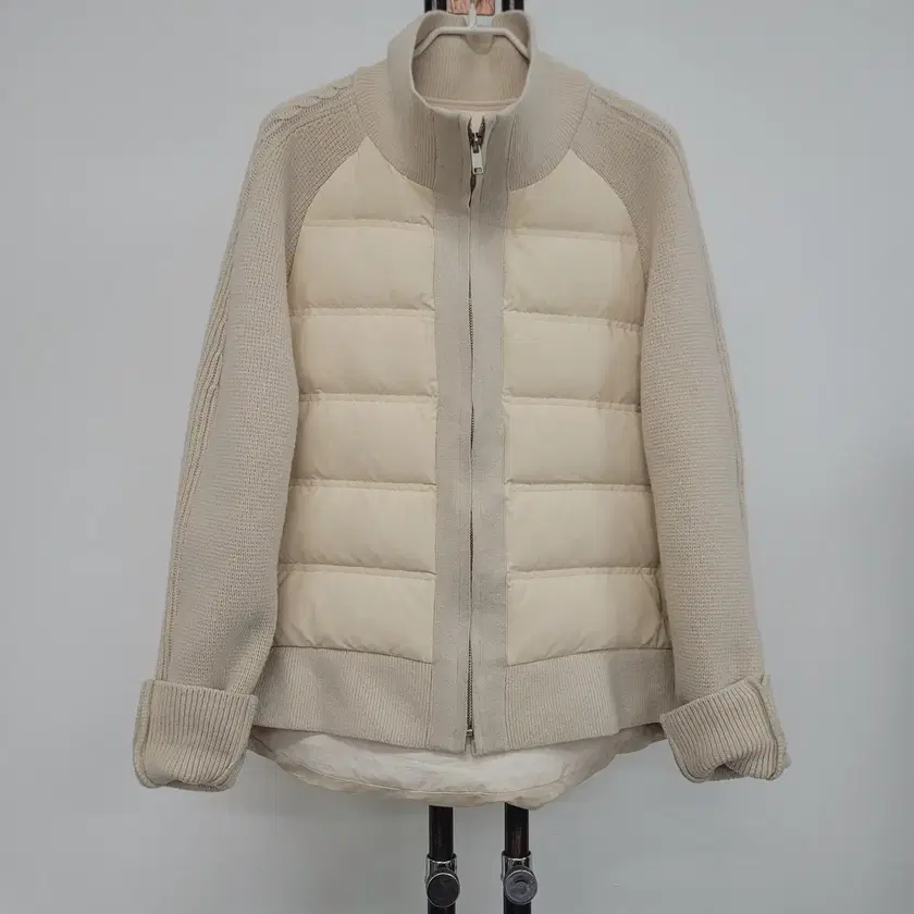 BOWEN BOWEN Knit Duck Down Padding #보웬 on Bunjang Global Site.