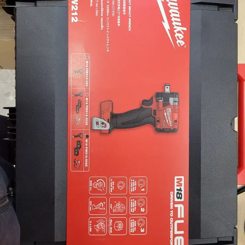 MILWAUKEE | 밀워키 Milwaukee Impact Wrench M18 FIW212-502 on Bunjang ...