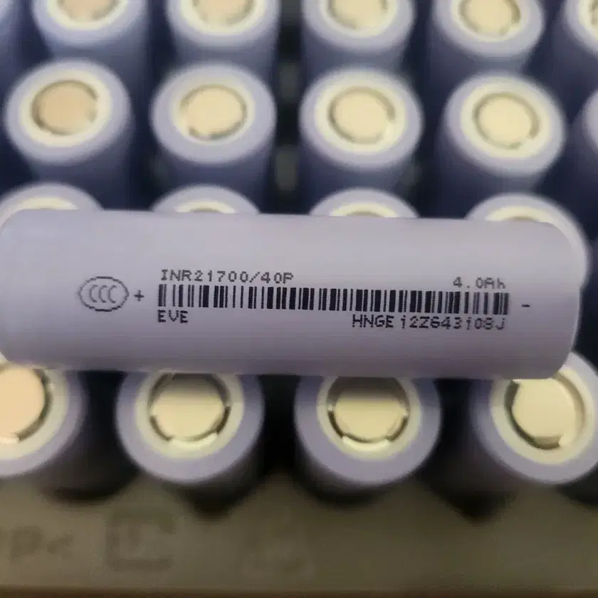 EVE INR 21700 40P High Discharge Battery #INR21700,#EVE40P,#21700고방전 ...