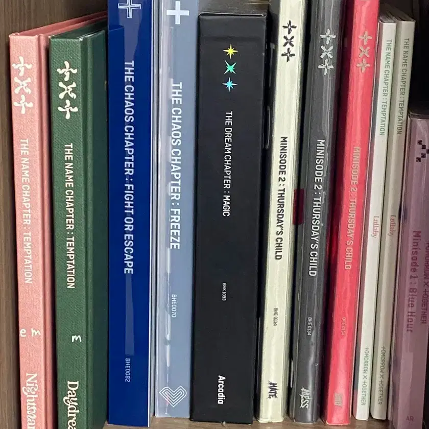 TOMORROW X TOGETHER | 투모로우바이투게더 TXT album sales bulk Quick sale #투바투 ...