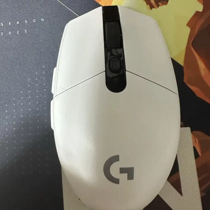 LOGITECH | 로지텍 Logitech G304 on Bunjang Global Site.