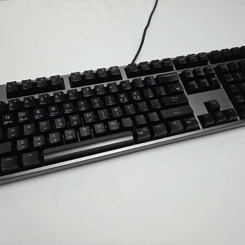 Deck CBL-108 덱헤슘 기계식 키보드 (적축) 판매합니다 #기계식키보드,#적축키보드,#덱헤슘키보드,#키보드,#게이밍키보드 on Bunjang Global Site.