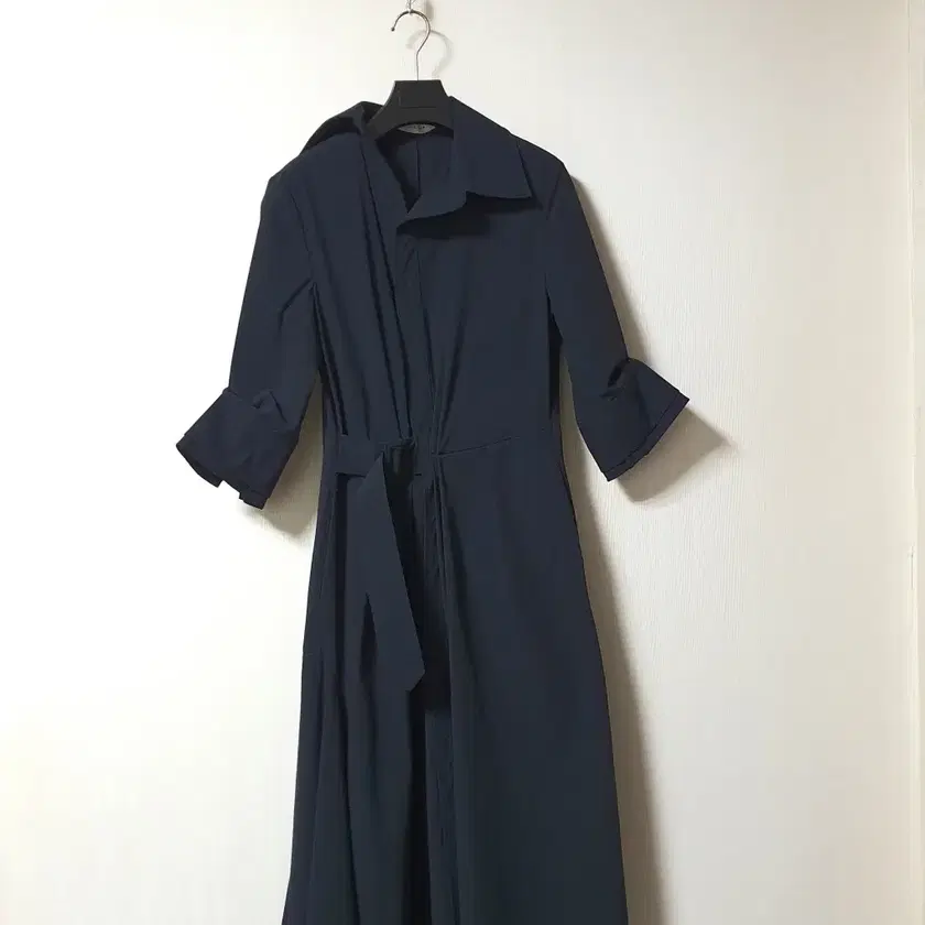 Michaa Unbalance Long ONEPIECE 55 Size Genuine on Bunjang Global Site.