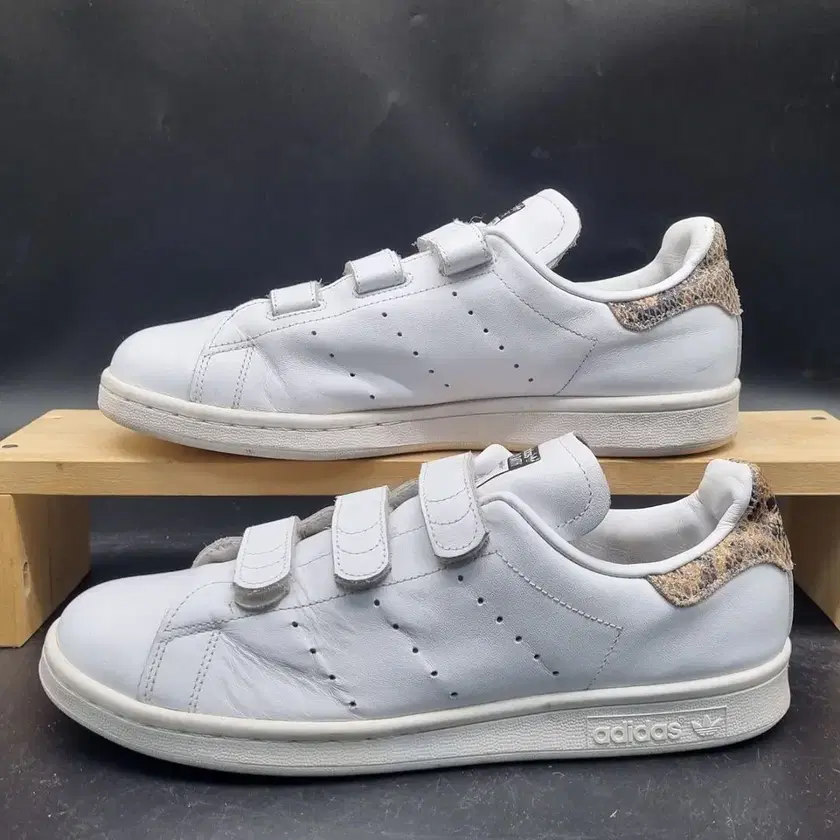 ADIDAS | 아디다스 adidas Stan Smith Velcro Men's Sneakers 265_ on Bunjang ...