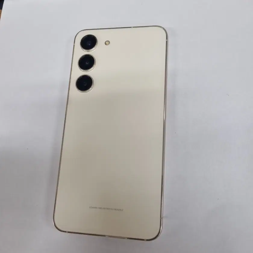 GALAXY | 갤럭시 005802 갤럭시S23 크림 KT 무잔상 S급 중고폰 자녀폰 서브폰 #갤럭시S23,#삼성S23,#S23,#삼성,#갤럭시 on Bunjang ...