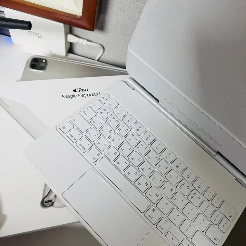 APPLE | 애플 Apple Magic Keyboard 11-inch on Bunjang Global Site.