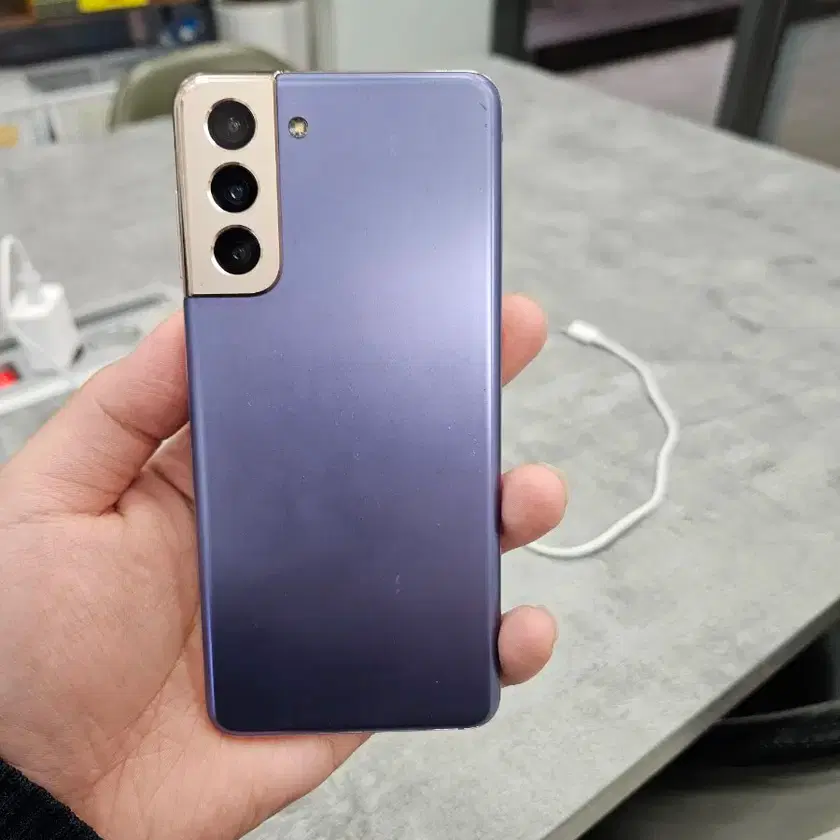 GALAXY | 갤럭시 Selling s21 Purple 256GB (Grade A) on Bunjang Global Site.