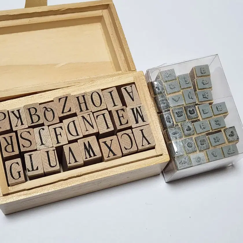 Bulk) English Hangul seal stamp on Bunjang Global Site.