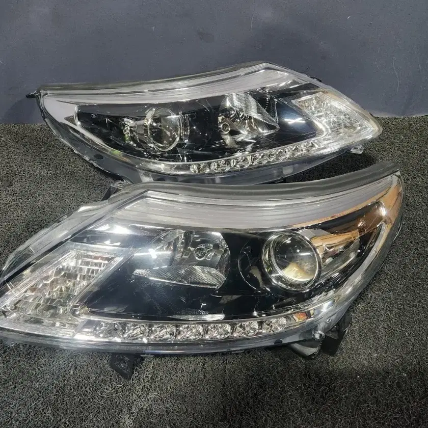 4091. L43 SM5 Driver's side halogen light (without daylight) on Bunjang Global Site.