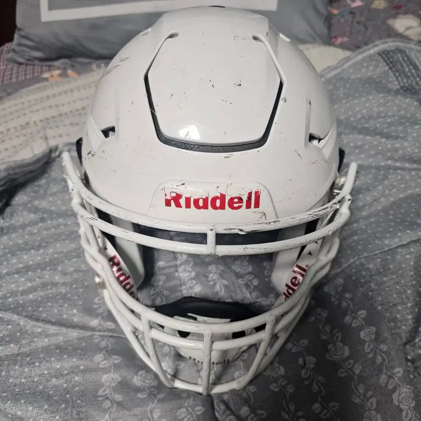 American Football Helmet Speedflex M on Bunjang Global Site.