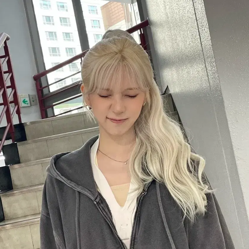 PLAVE | 플레이브 PLAVE encore md acrylic stand wts on Bunjang Global Site.