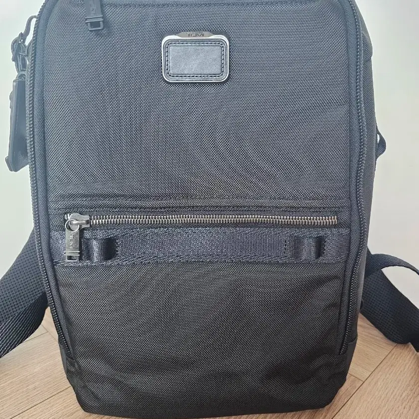 TUMI | 투미 Tumi Dynamic Backpack on Bunjang Global Site.