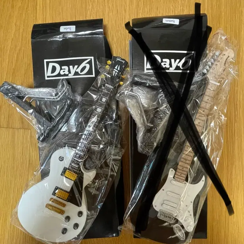 DAY6 | 데이식스 Dey Jin guitar miniature (unofficial goods) #데이식스,#데이식스기타 ...