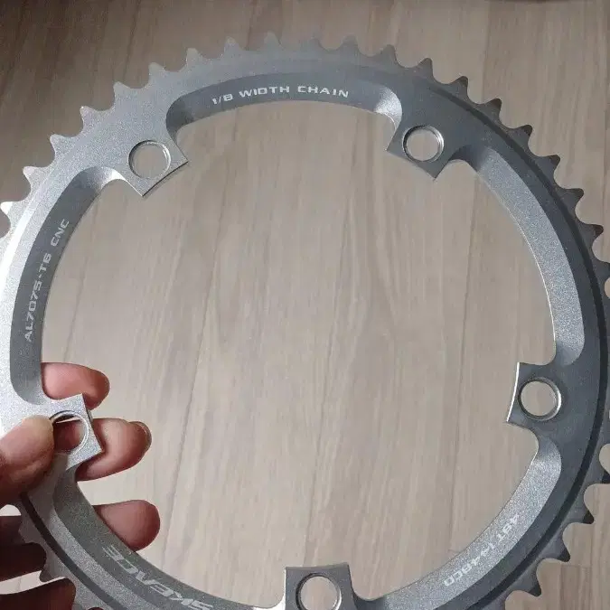 Flawless SKACE chainring on Bunjang Global Site.