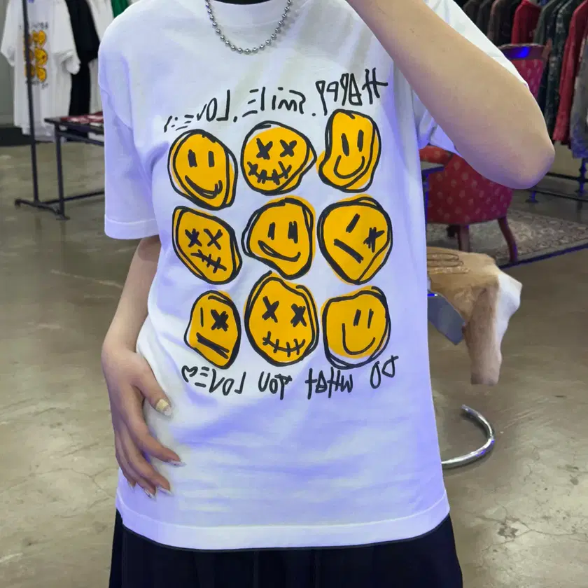 [New] UTA Doodle Smile Short Sleeve T-shirt White M~2XL #새상품,#유티에이서울 ...