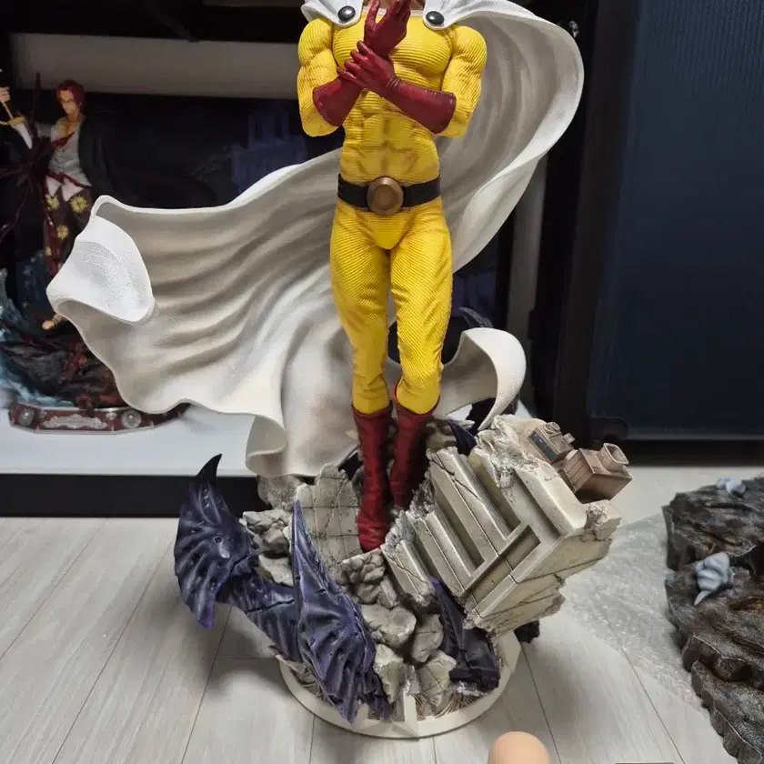 One-Punch Man Saitama Resin on Bunjang Global Site.