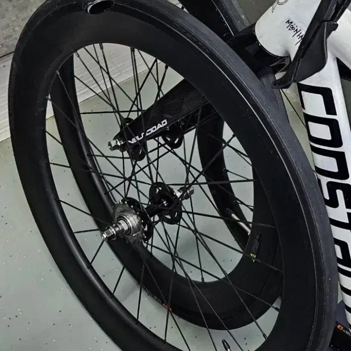 CSC 60 Rim Wheelset #픽시,#카본휠셋,#csc60림,#콘스탄틴,#엔진 on Bunjang Global Site.