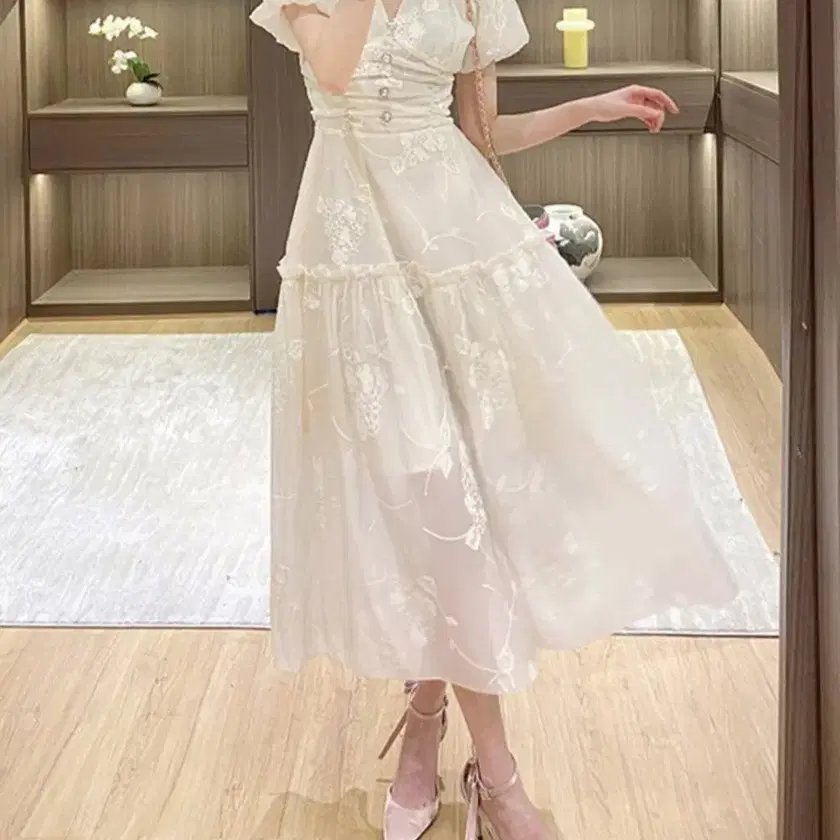 [Unworn] Spolit Onepiece-M #아리엘스타일,#시스루디테일,#프렌치감성,#하객룩,#드레시룩 on Bunjang ...