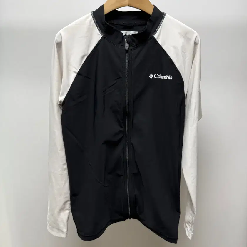 (483) Columbia Rash Guard #콜롬비아 on Bunjang Global Site.