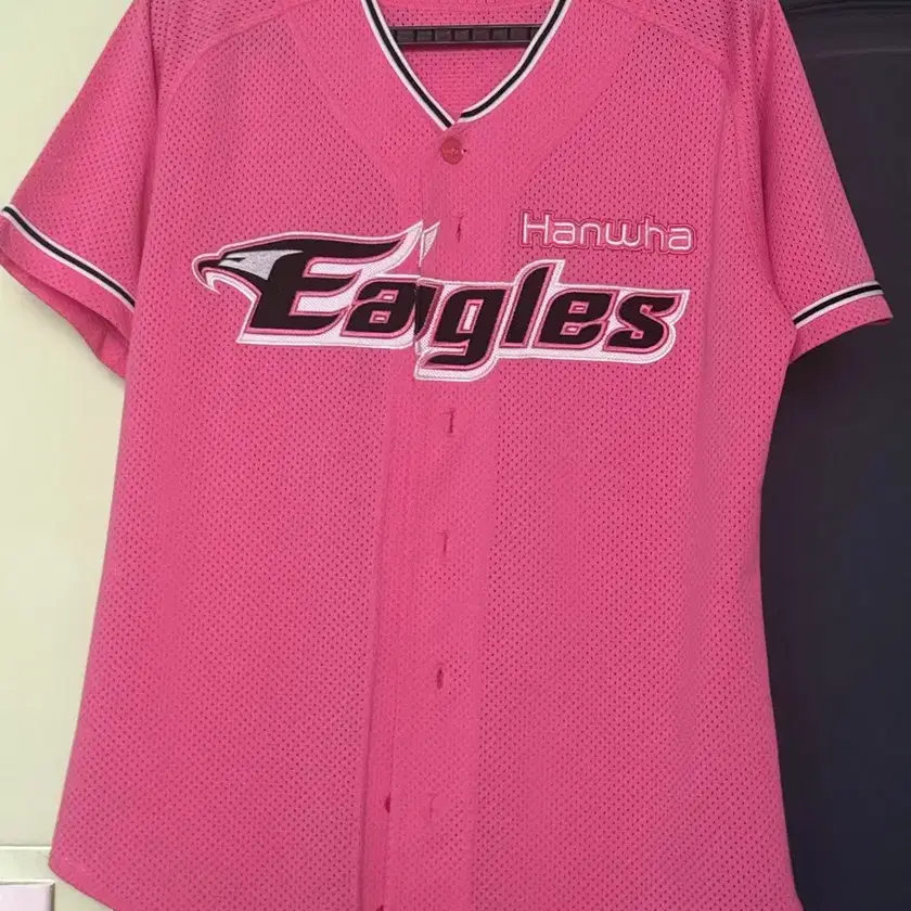 Hanwha Eagles Pink Uniform #한화이글스,#한화이글스유니폼,#한화핑크유니폼,#한화유니폼 on Bunjang ...