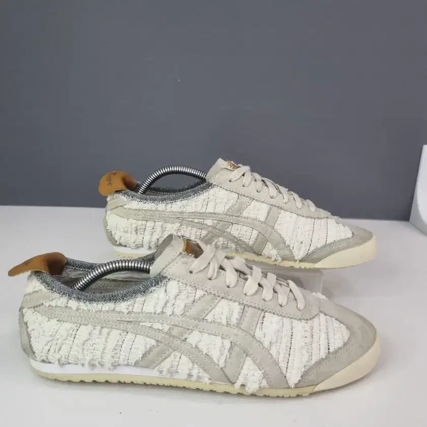 ONITSUKA TIGER | 오니츠카타이거 Hyoja Vintage 265 Onitsuka Tiger Mexico 66 ...