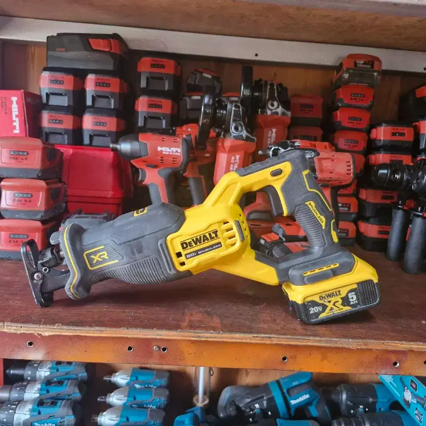 DEWALT | 디월트 [Genuine] Dewalt Cordless Reciprocating Saw DCS382 ...
