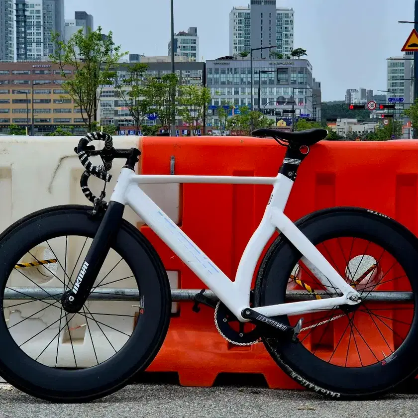 UNKNOWN | 언노운 Unknown lv3 Frameset on Bunjang Global Site.