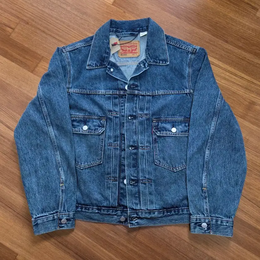 LEVI'S | 리바이스 Levi's Type 2 Trucker Jacket Size L on Bunjang Global Site.