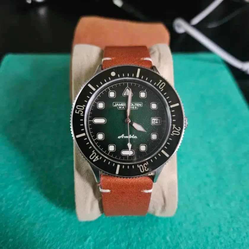 James Holton Watch on Bunjang Global Site.