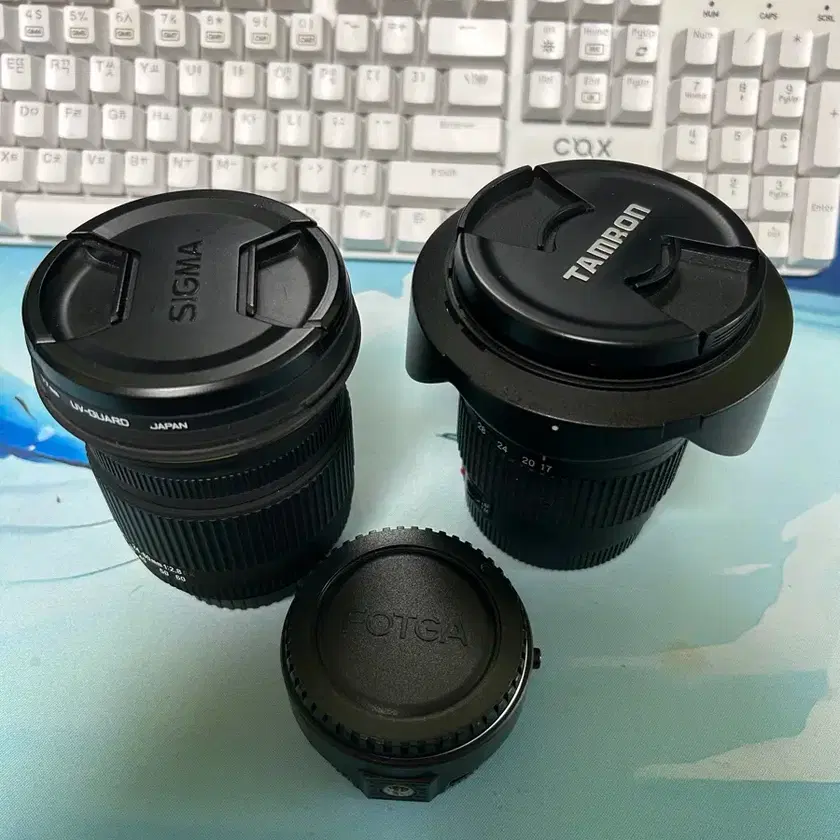 Canon EF Lens (2 Types), Sony a7m2 Compatible Vertical Grip, and Bag on ...