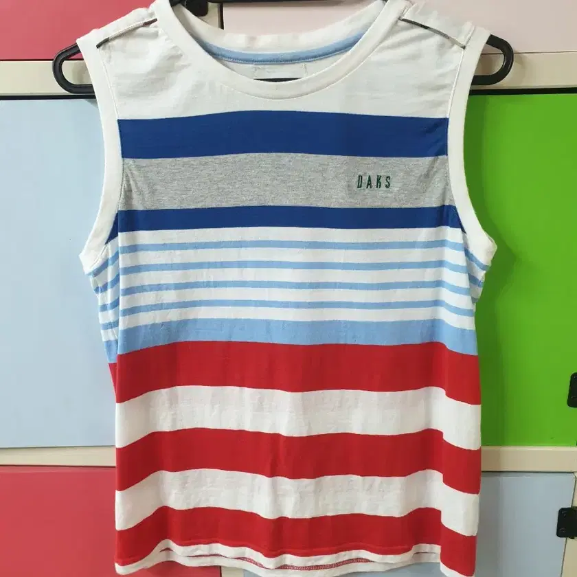 DAKS LITTLE | 닥스키즈 Daks Kids Sleeveless T-shirt #닥스 on Bunjang Global Site.