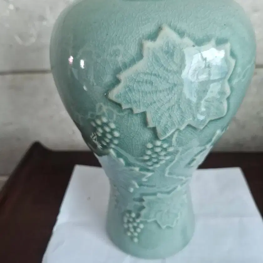 Celadon Prunus Vase on Bunjang Global Site.