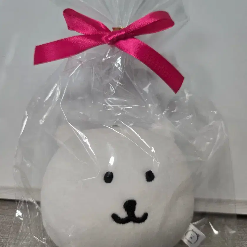 NONGDAMGOM | 농담곰 Damgom mirror (Weekend price drop) on Bunjang Global Site.