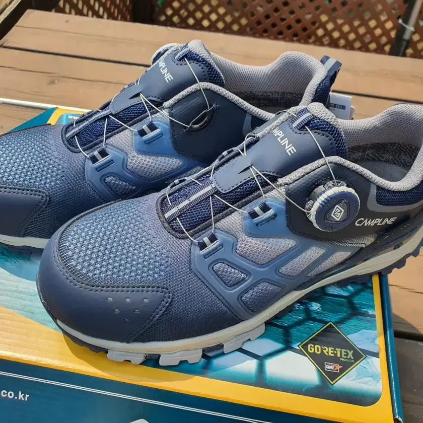 New product))))) Campline safety shoes on Bunjang Global Site.