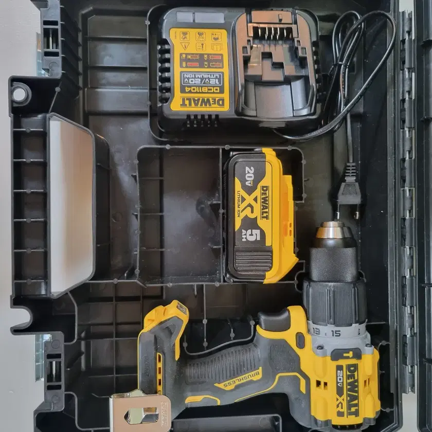 DEWALT | 디월트 디월트 DCD805P2T 해머드릴 및 비트 세트 팝니다. #디월트,#해머드릴 on Bunjang Global Site.