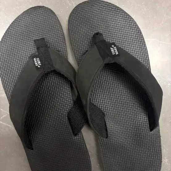 Surfware Flip-flops 270 on Bunjang Global Site.