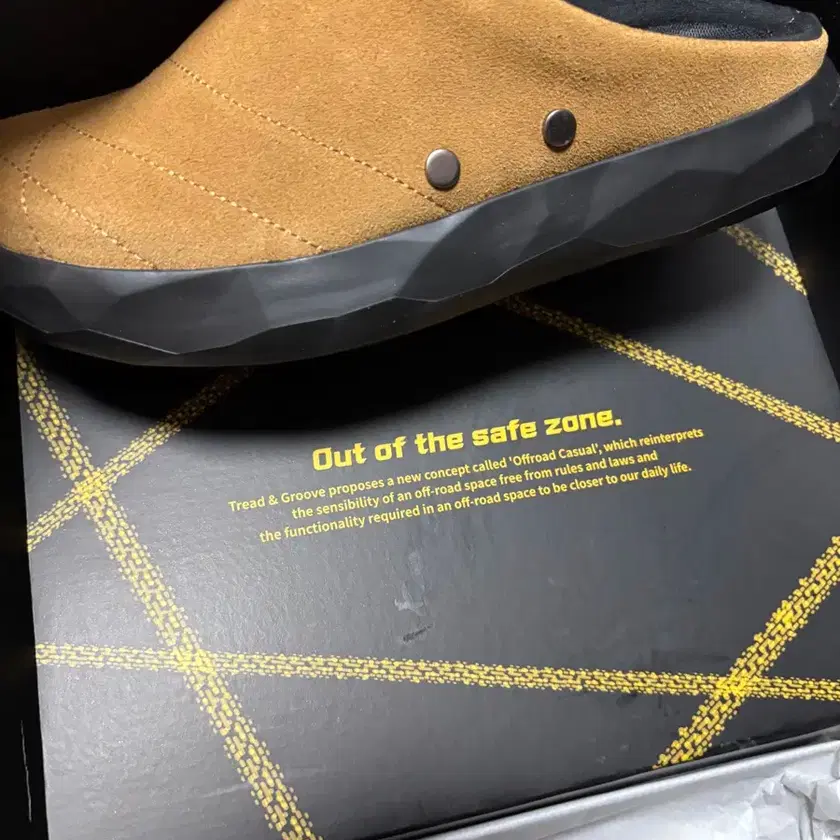 Tread&Groove Non-Slip Clog on Bunjang Global Site.