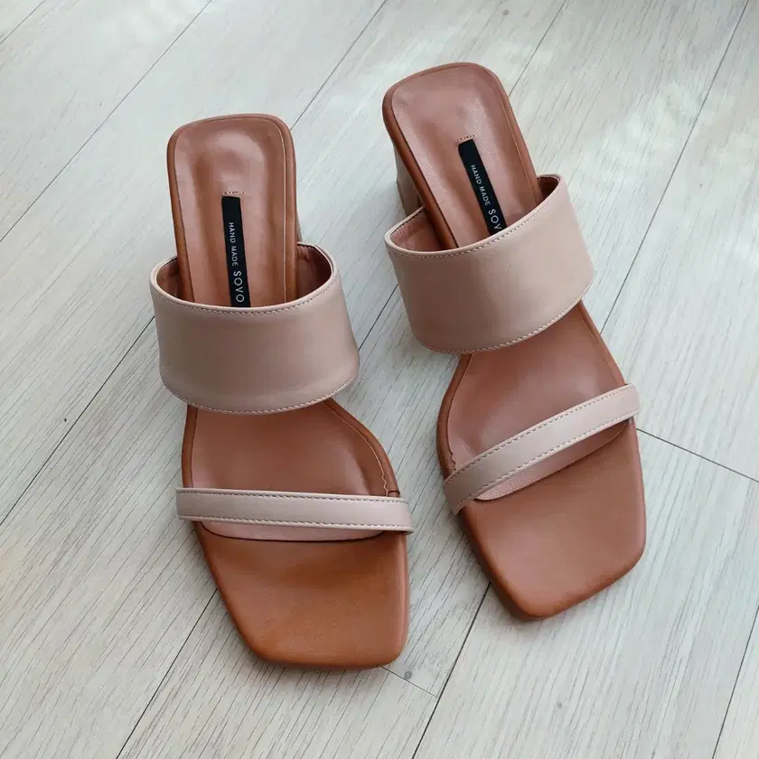 (New) 5cm Jayre Two-Strap Mule Slippers 240 #뮬슬리퍼,#5cm슬리퍼,#소보제화,#뮬 on ...