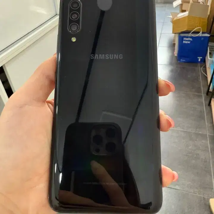 GALAXY | 갤럭시 Grade A) Galaxy A90 128GB Black/ Y842 #갤럭시A90 on Bunjang Global Site.