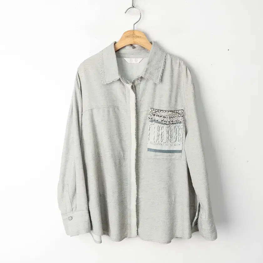 SJSJ 55/Sjsj Cotton Shirt #55,#여자,#셔츠,#남방 on Bunjang Global Site.