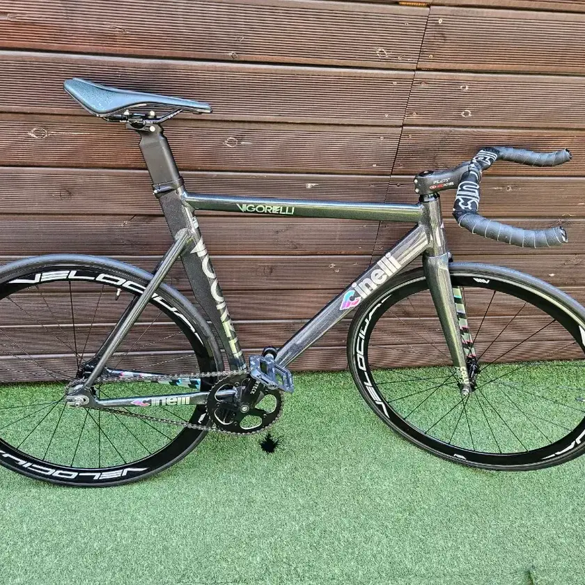 CINELLI | 치넬리 Cinelli Vigorelli Rainbow Wan Chai on Bunjang Global Site.