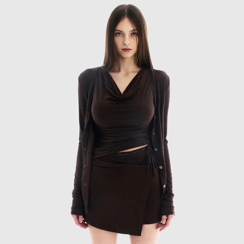 Gooz Middle Drape Set Brown #구즈,#구즈가디건,#드레이프,#나시가디건세트 on Bunjang Global ...