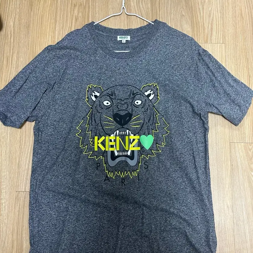 KENZO | 겐조 [XL] Kenzo Tiger Short Sleeve T-Shirt KENZO #겐조,#겐조반팔,#겐조타이거,#꼼데가르송반팔,#아미반팔 on ...
