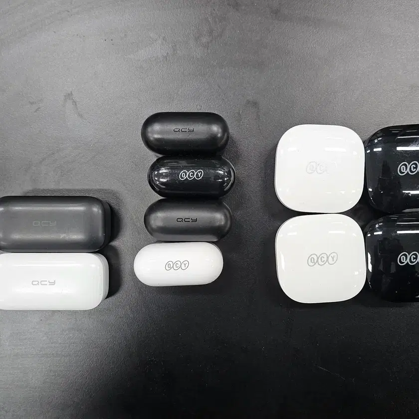 Qcy earphones T1, T3, T5, T10, T13 multiple units #이어폰,#애플,#삼성,#엘지,#QCY ...