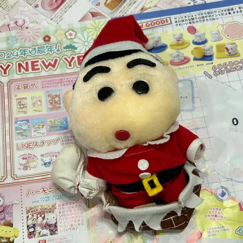 SHINCHAN | 짱구는 못말려 Classic Shin-Chan Christmas Santa Shin-Chan Doll ...