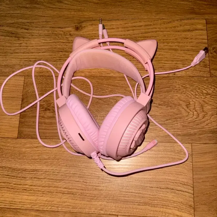 Cat Pink Headset on Bunjang Global Site.